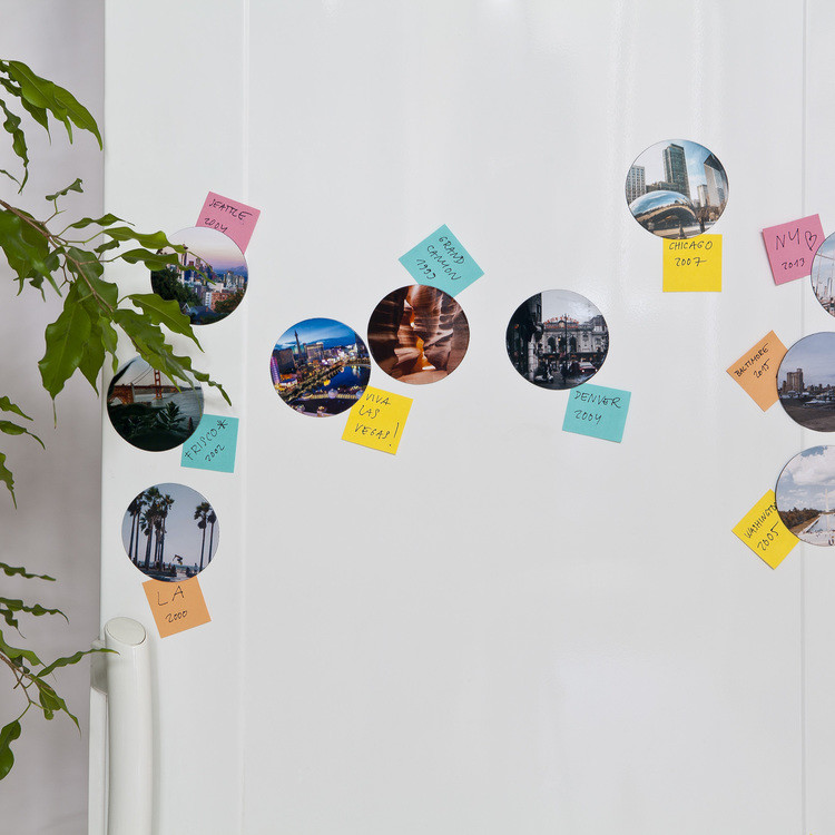6 Tips How To Decorate Your Fridge With Photo Magnets | Squared.one